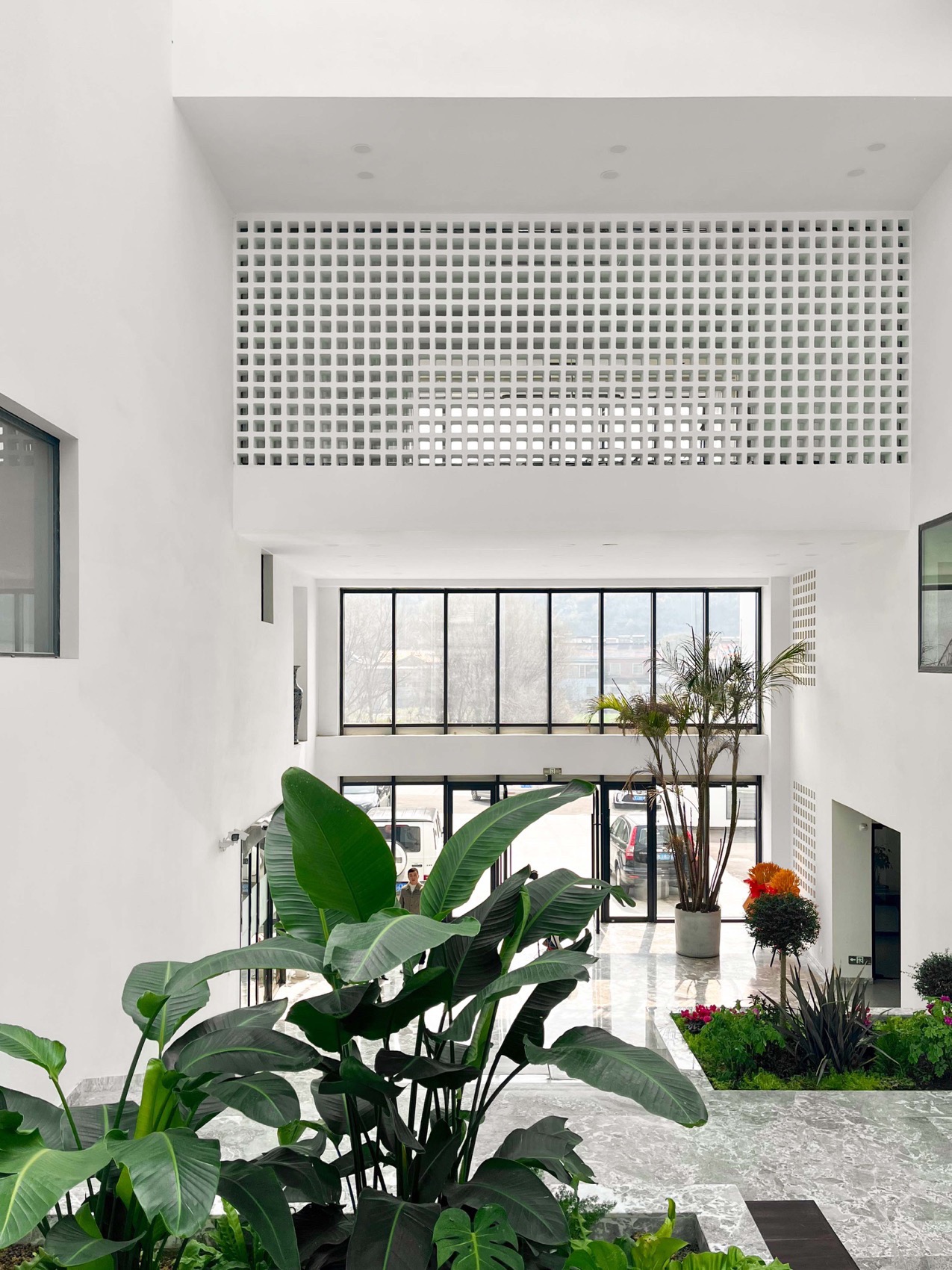 Longyuan Ceramic Center by CAS - 谷德设计网