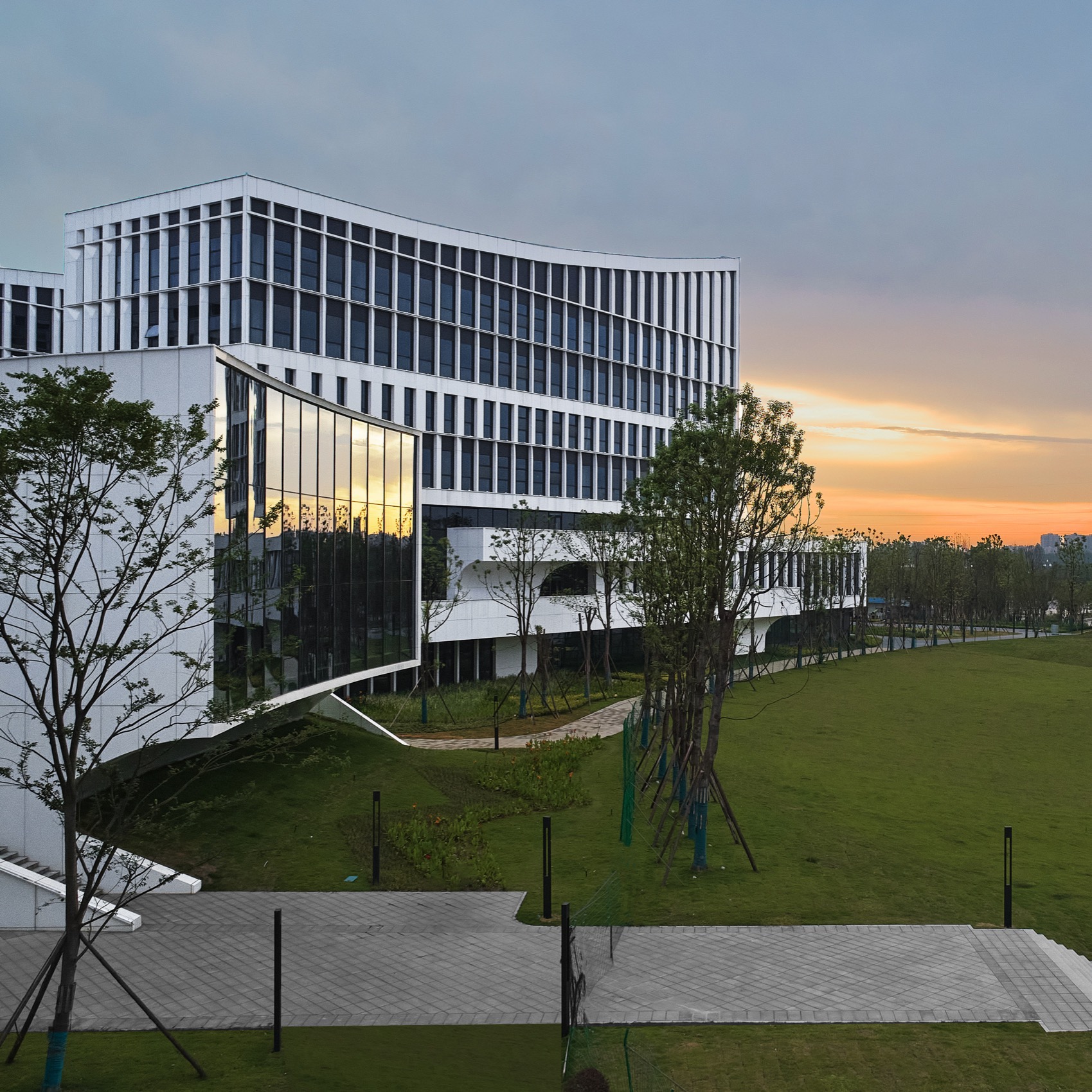 Chengdu Yang’an Hi-tech Innovation Center by Gu Zhihong Studio, AATU ...