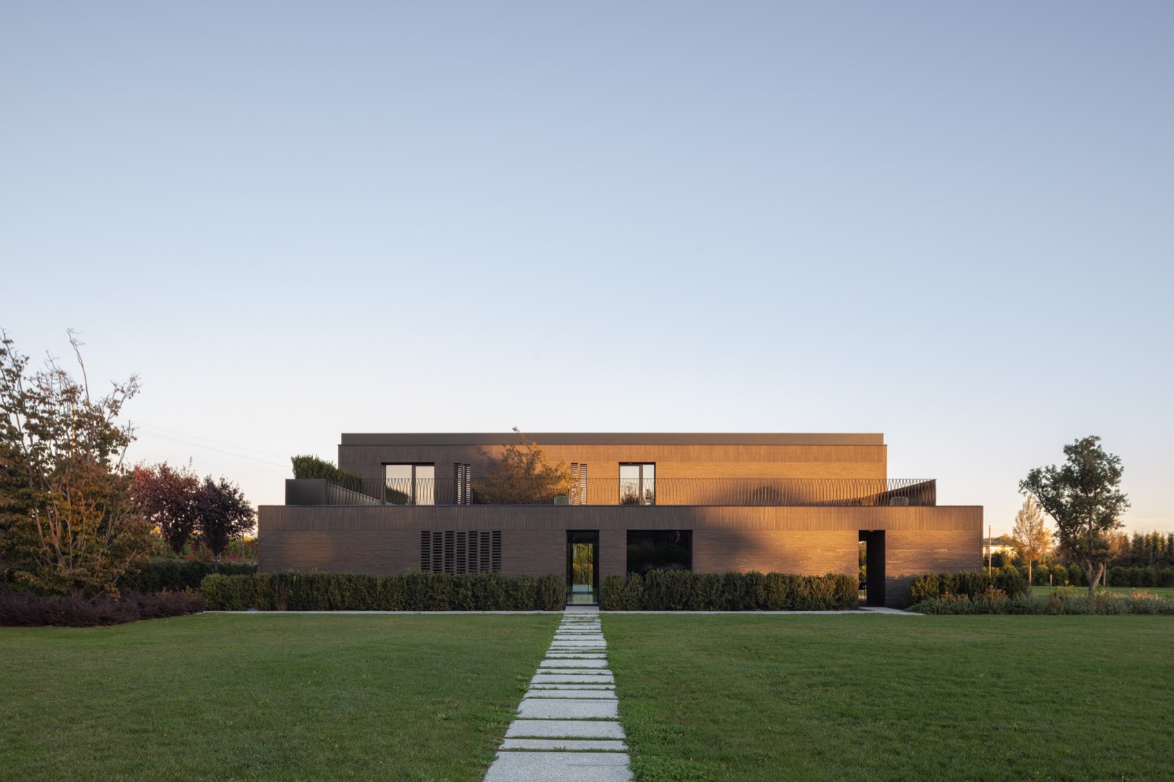 House in the park by MIDE Architetti - 谷德设计网