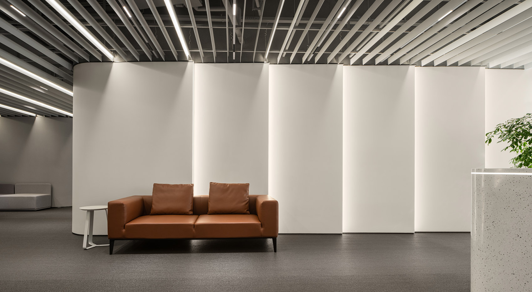 LI-NING Center in Shanghai by COLORFULL YUJING - 谷德设计网