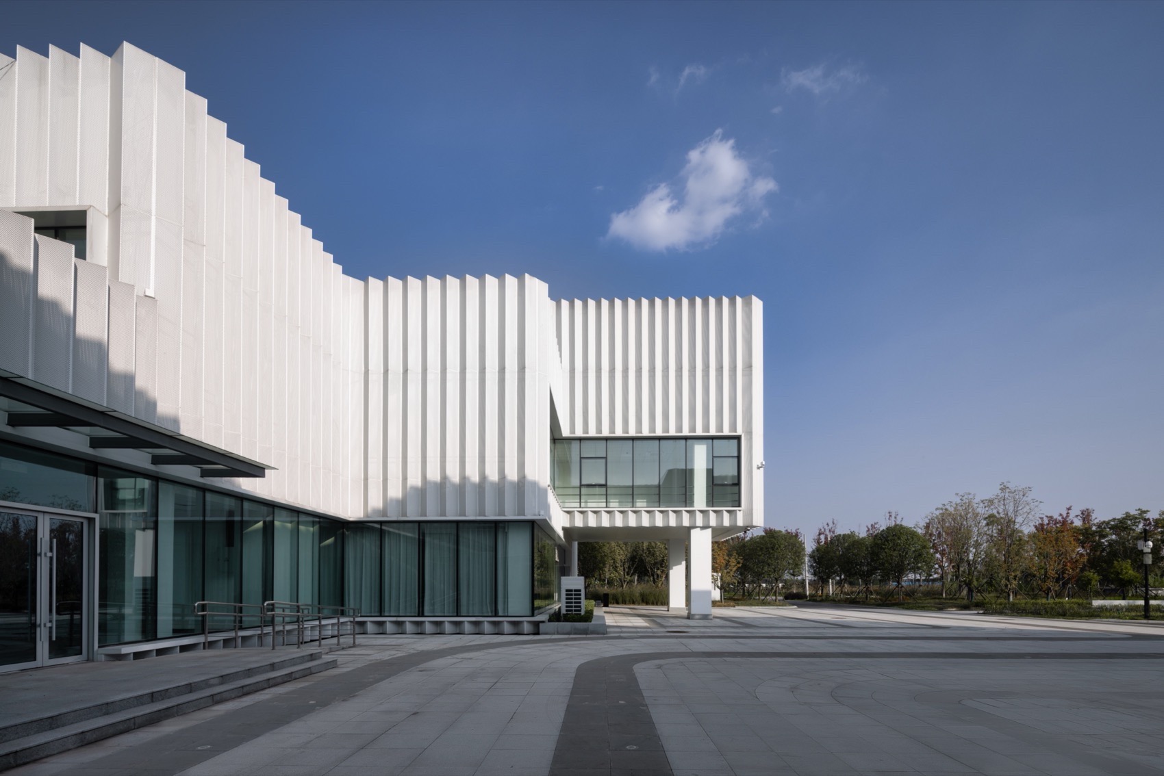 Nanyang World Rose Grand View Garden Scientific Research Building ...