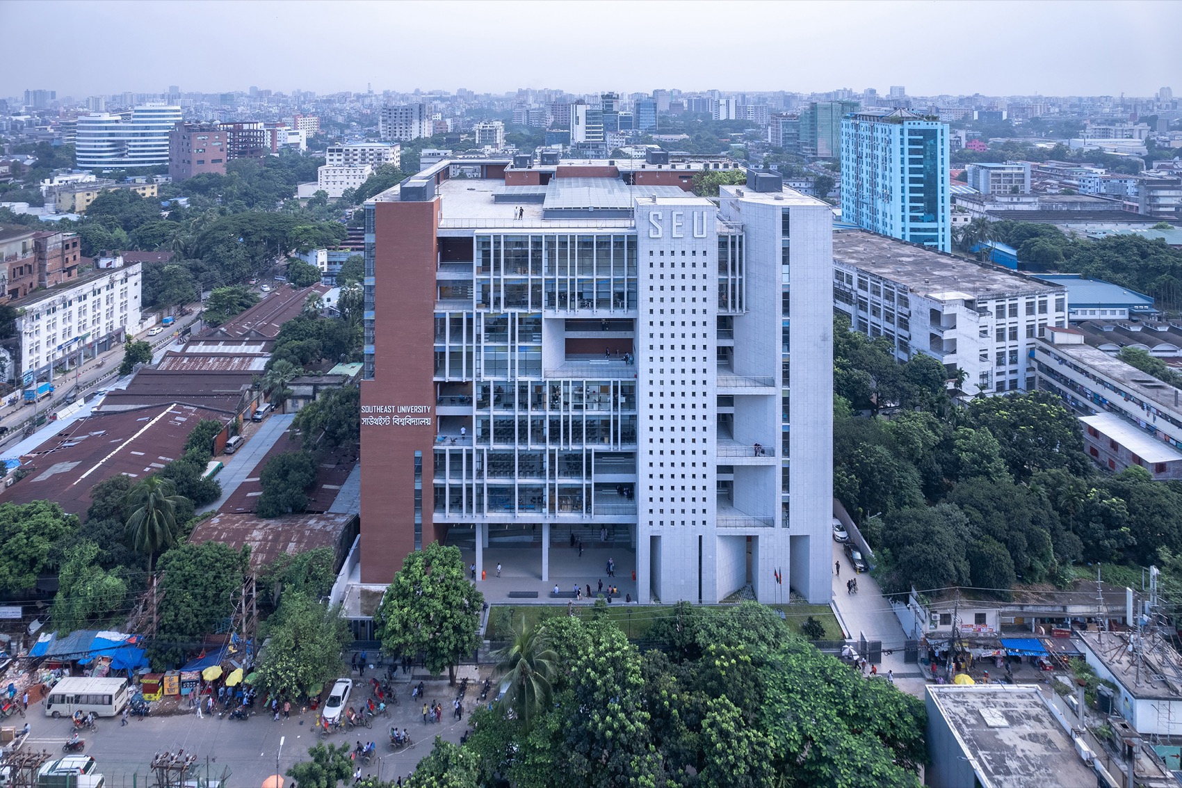 South East University (Bangladesh) by CUBEINSIDE - 谷德设计网
