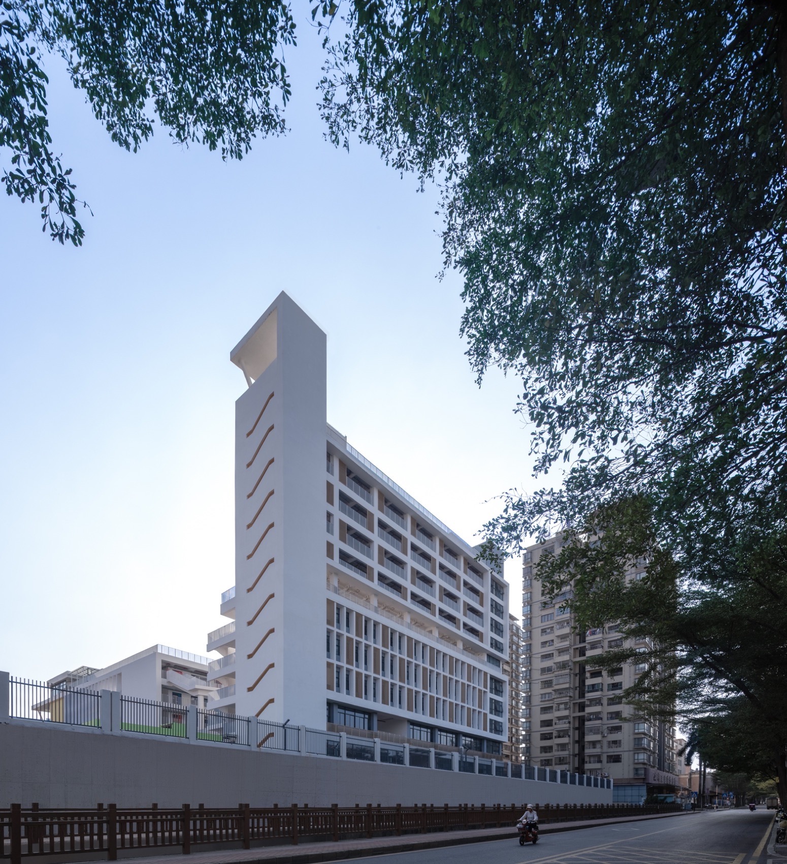 Fucheng Experimental School of Longhua District, Shenzhen by The ...