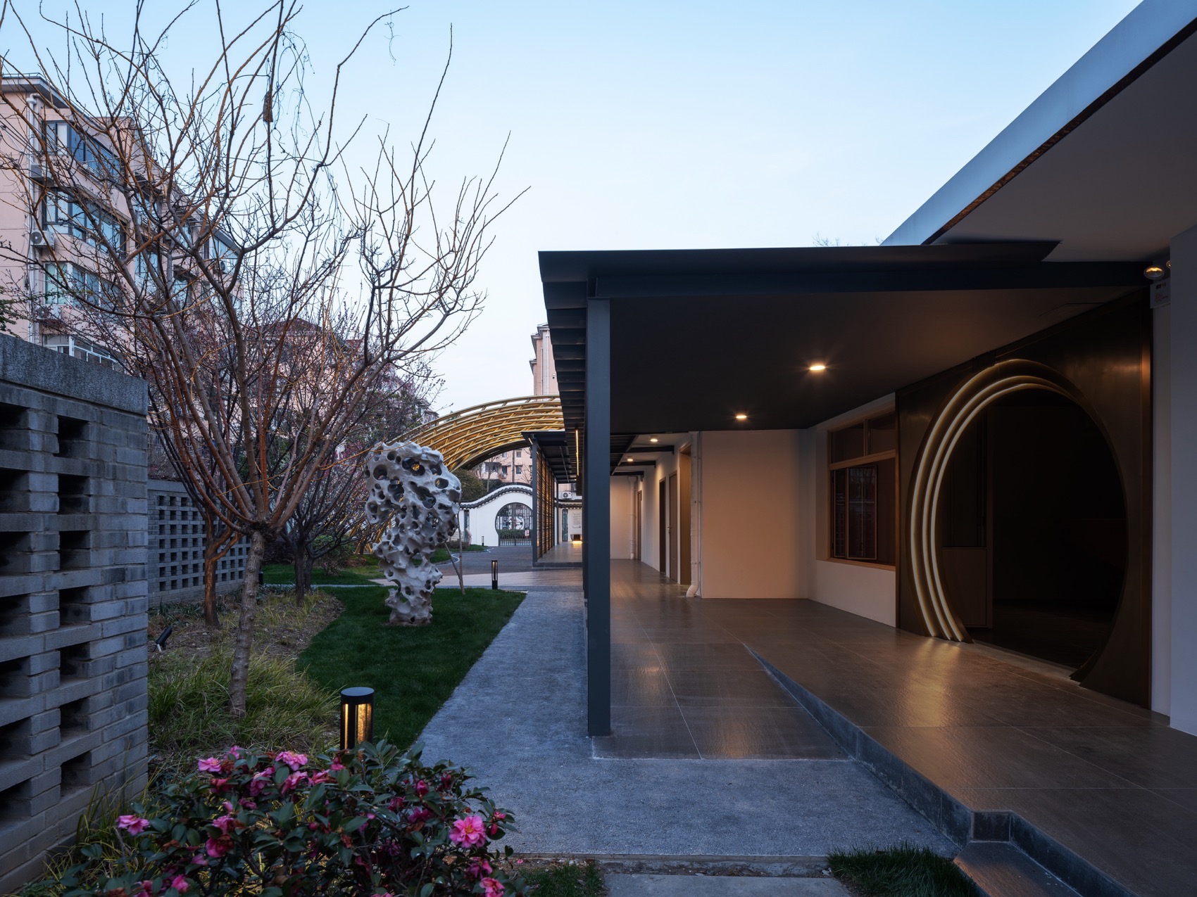 Bambow garden: Renovation of the Boatman theater, Shanghai by Atelier ...