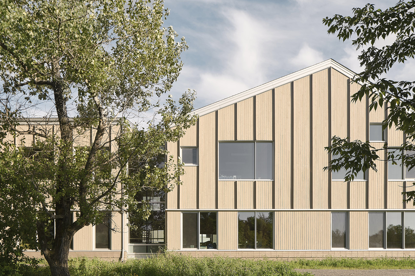 École de l’Étincelle by Agence Spatiale, Appareil Architecture, BGLA ...