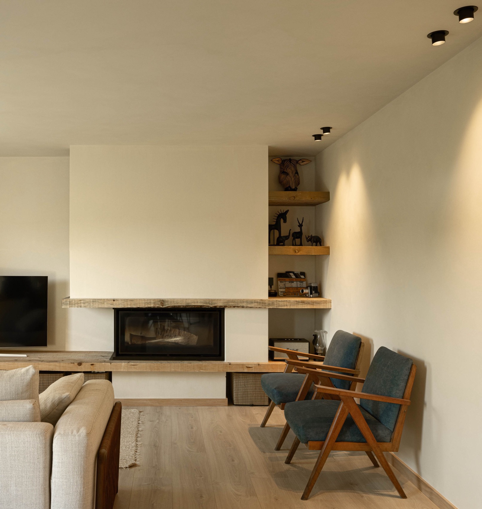 Rural soul house in Sintra by Tsou Arquitectos - 谷德设计网