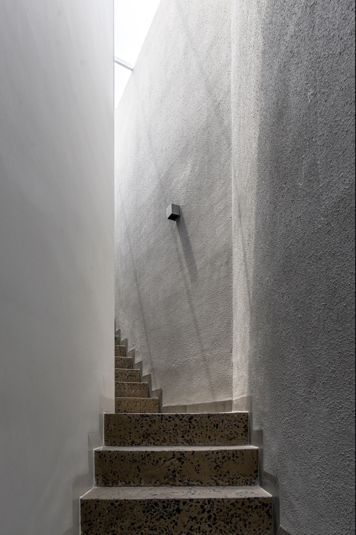 THE CORNERSTONE by ROOM+ Design & Build - 谷德设计网