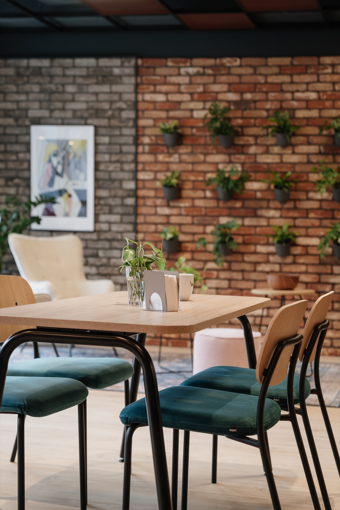 JDE Peet’s office by BIT CREATIVE - 谷德设计网