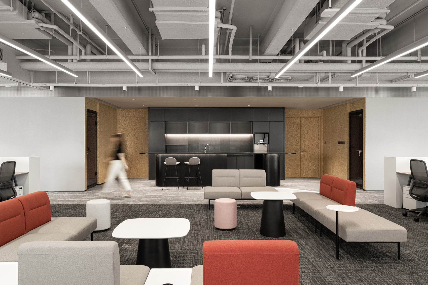 LI-NING Center in Shanghai by COLORFULL YUJING - 谷德设计网