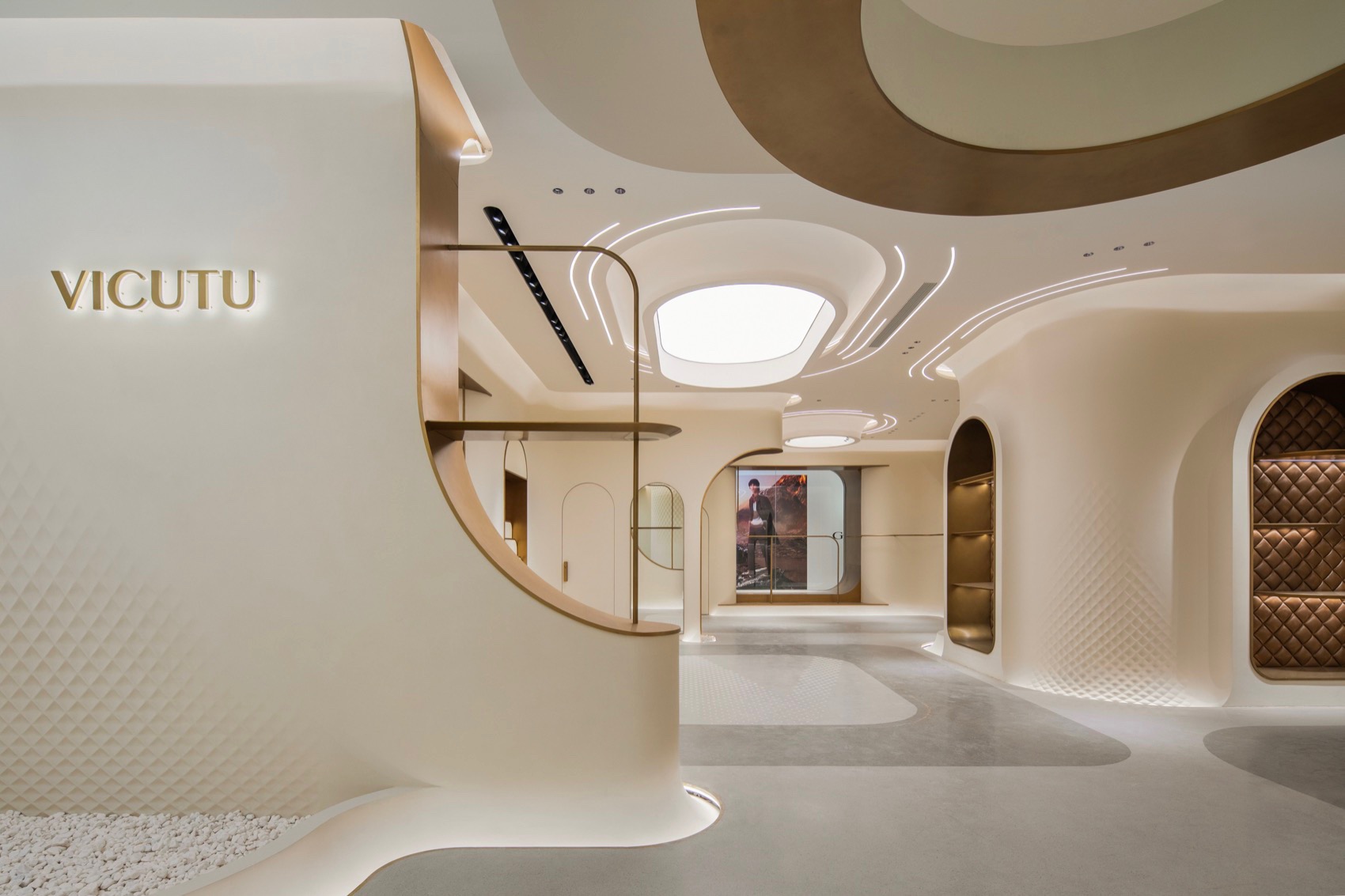 VICUTU Flagship Beijing by AntiStatics Architecture - 谷德设计网