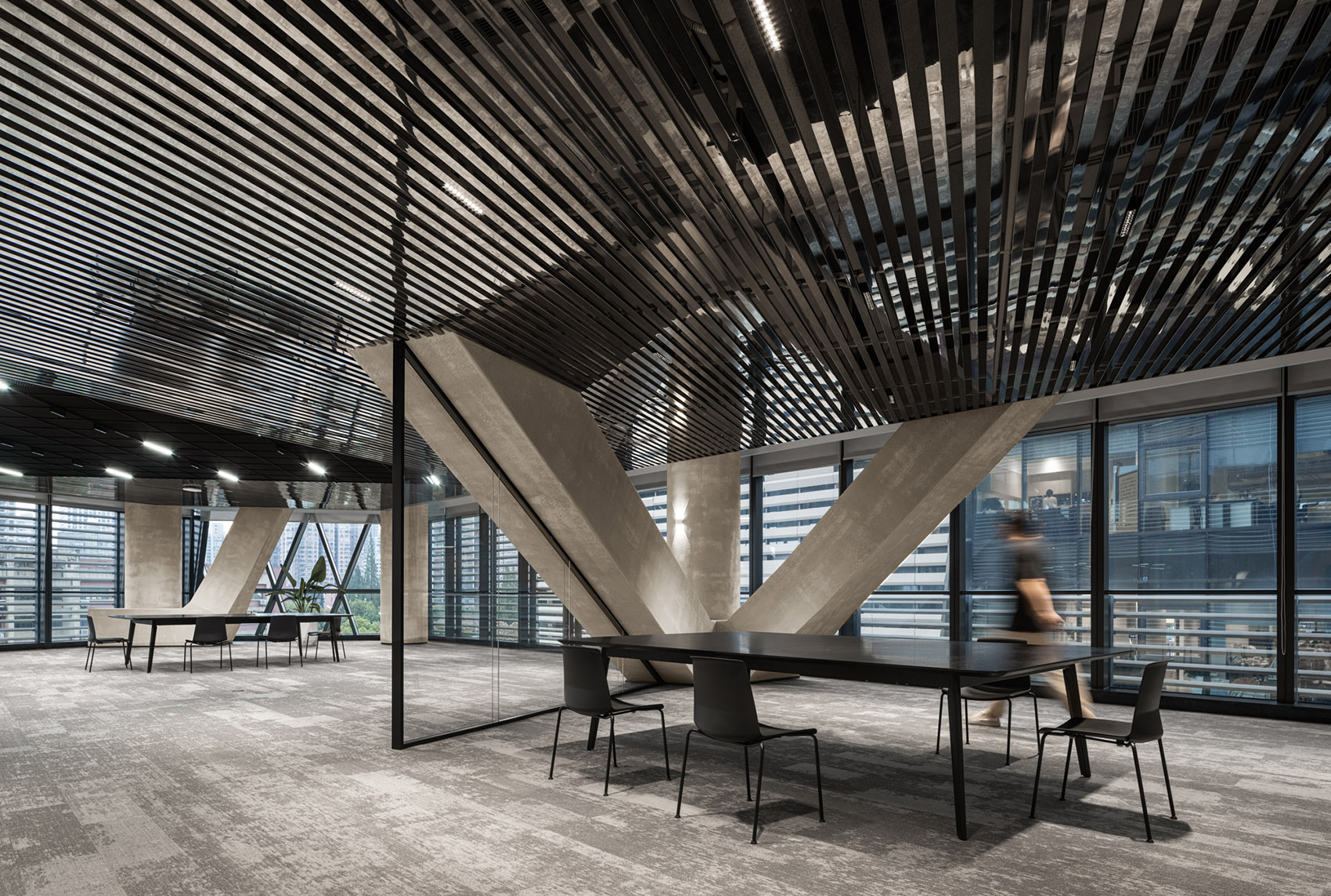 LI-NING Center in Shanghai by COLORFULL YUJING - 谷德设计网