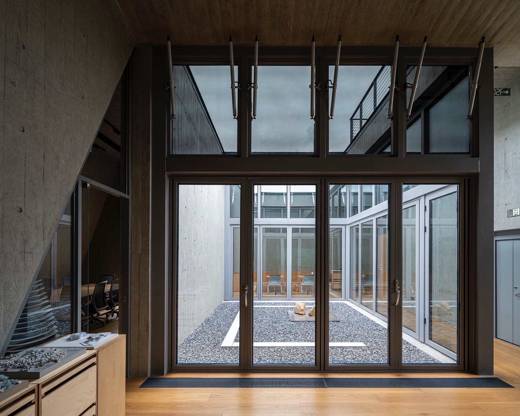 Square Courtyard Lab by ConCom Studio - 谷德设计网