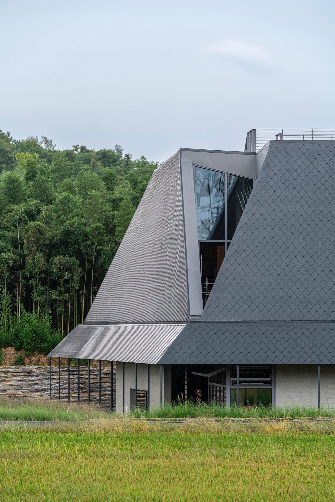 Square Courtyard Lab by ConCom Studio - 谷德设计网