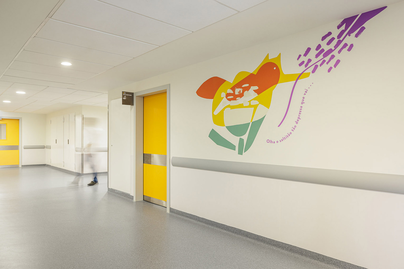 A colorful setting for the new Pediatric Ward of Hospital São João by ...