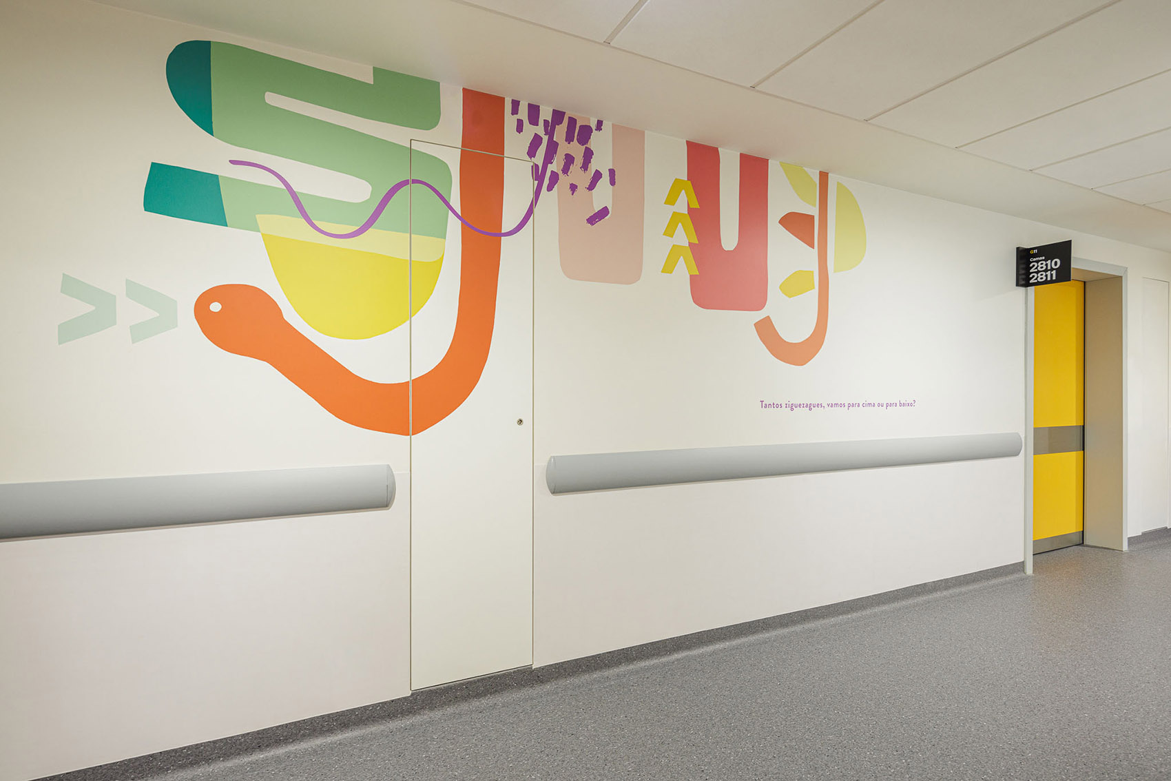 A colorful setting for the new Pediatric Ward of Hospital São João by ...