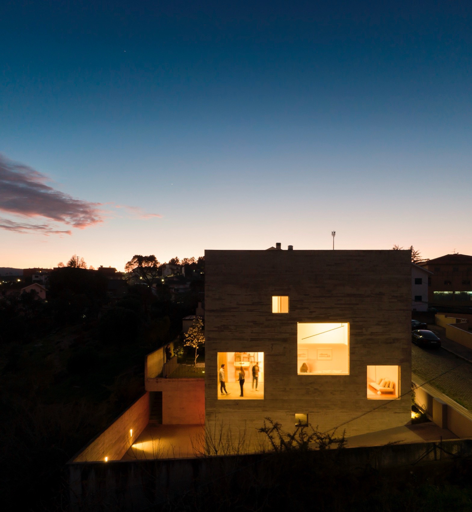 SV House in Portuga by Spaceworkers - 谷德设计网