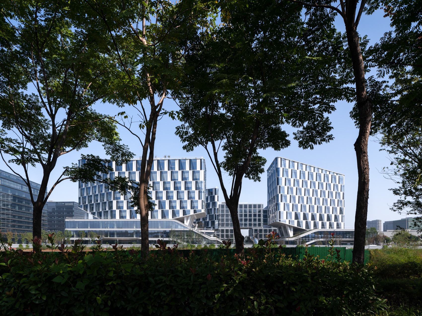 Merit Interactive Headquarters, China by LYCS Architecture - 谷德设计网