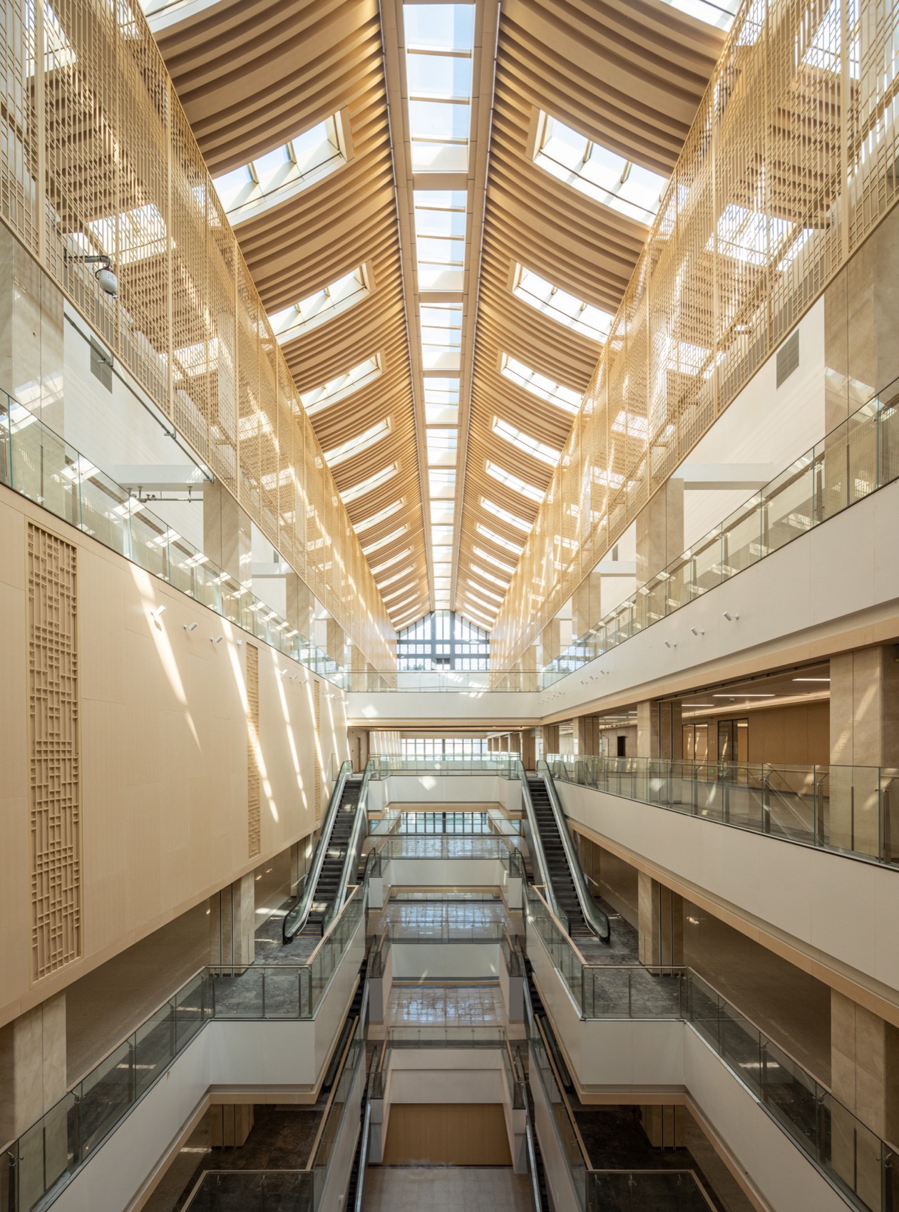 Guangming Campus of Shenzhen TCM Hospital by MENG ARCHITECTS - 谷德设计网