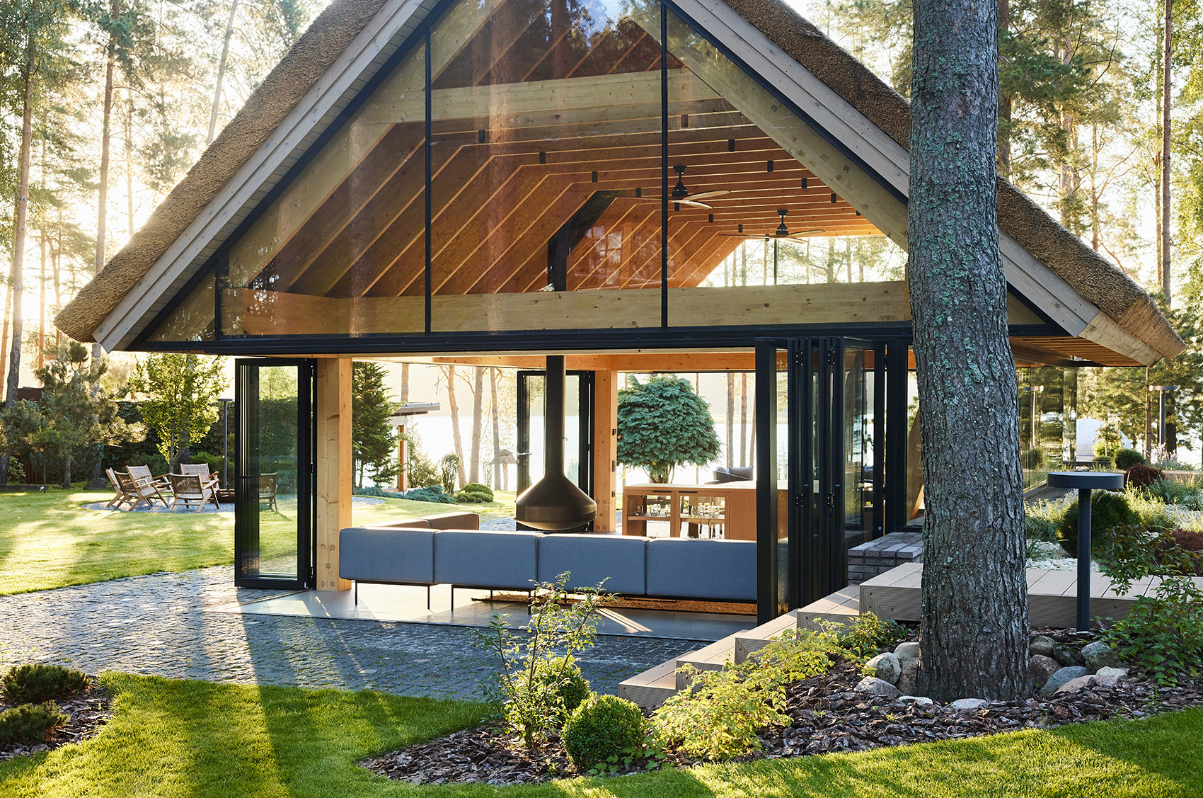 Pool house by HEIMA architects - 谷德设计网