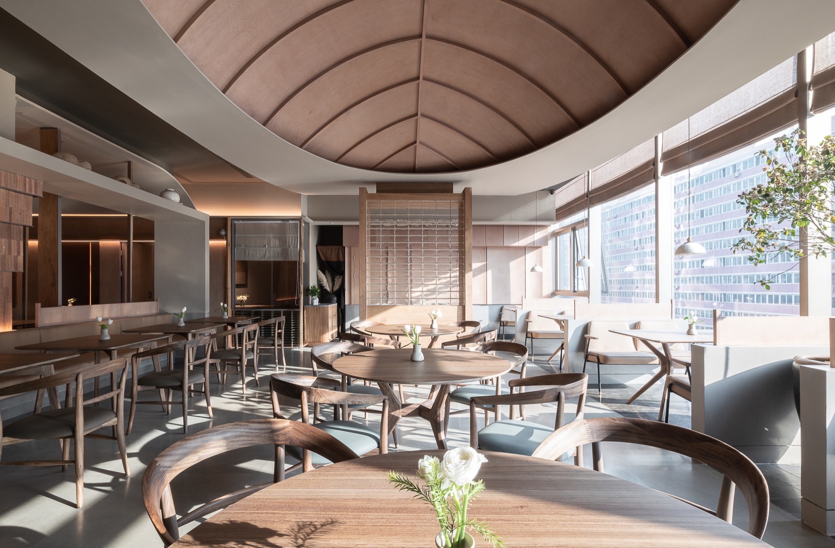 The Goose Hut Bistro by Wuzhi Design - 谷德设计网