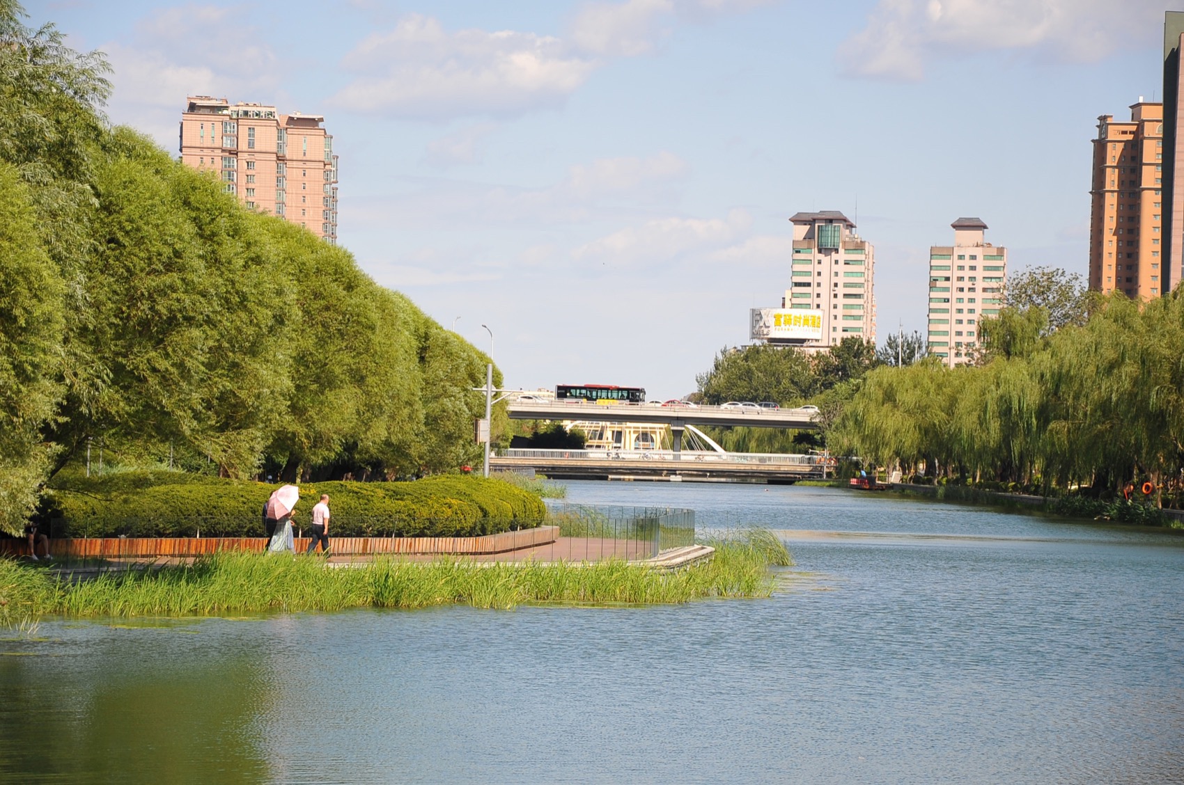 Beijing Liangma River Waterfront Landscape Corridor by AECOM - 谷德设计网