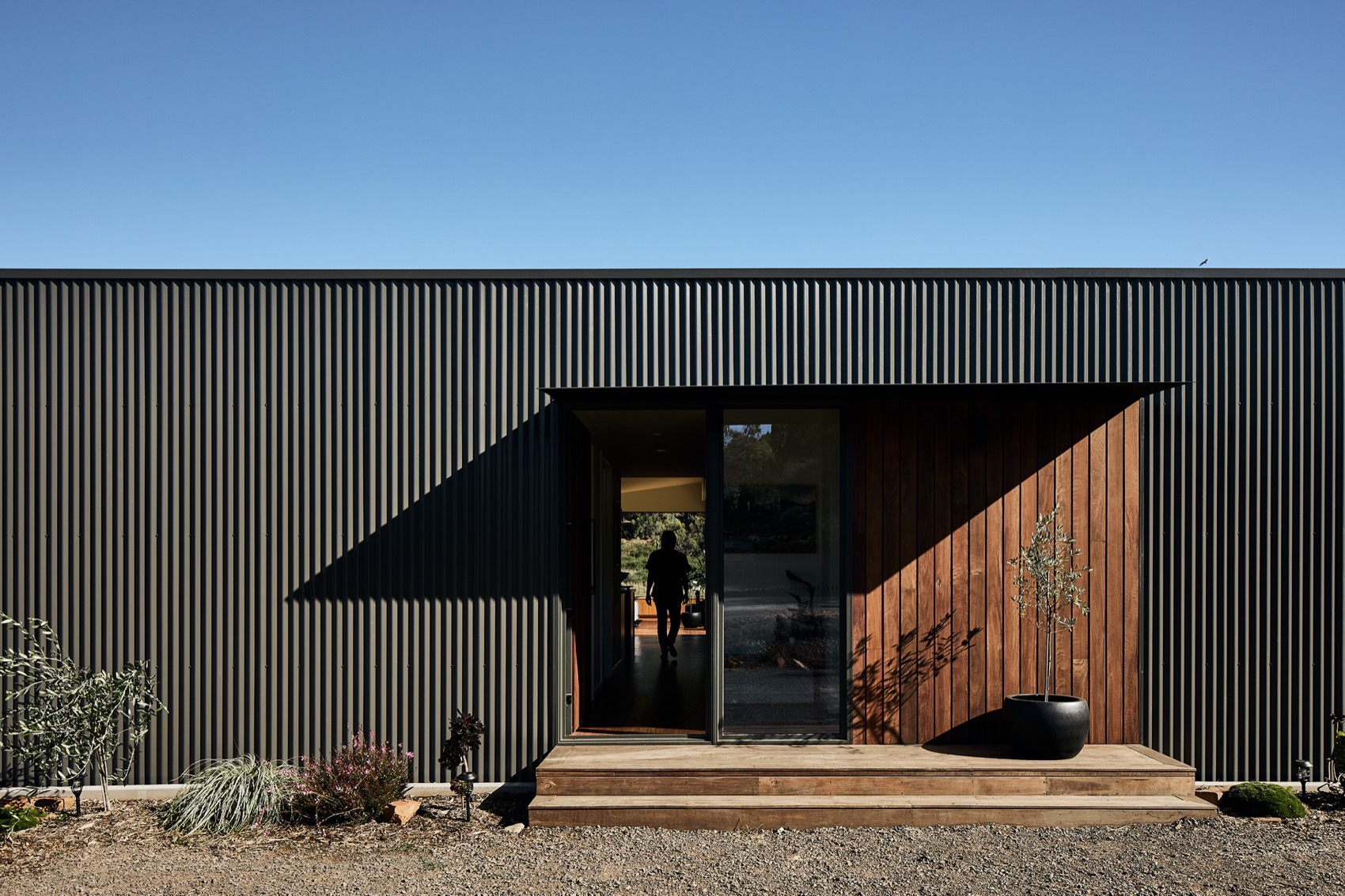 Pyrenees, Australia by David Noordhoff - 谷德设计网