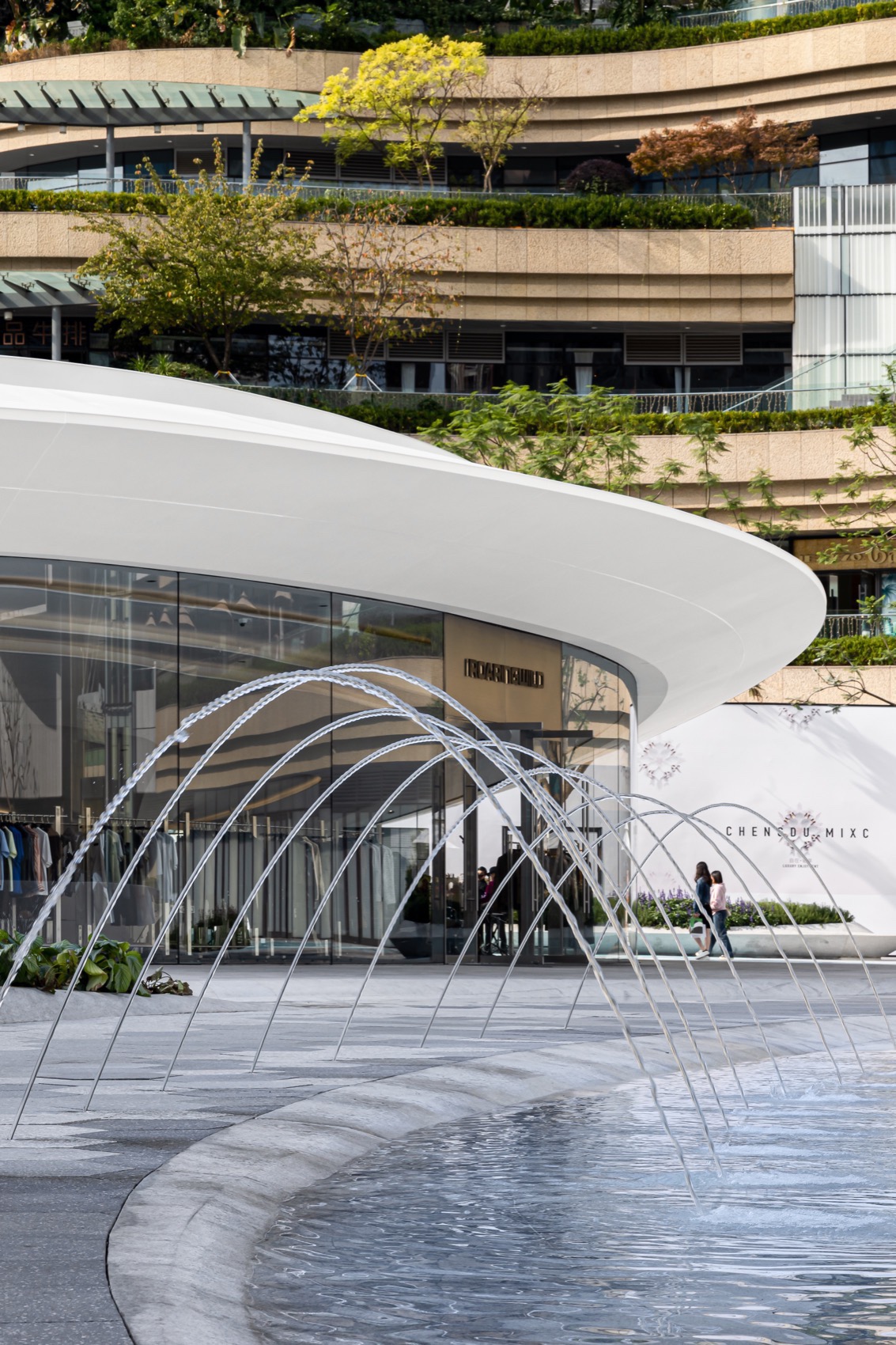 Chengdu Mixc Public Plaza Renovation by FLO - 谷德设计网