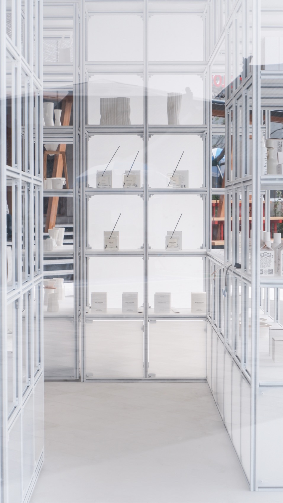 White Is Good Shop by designRESERVE - 谷德设计网