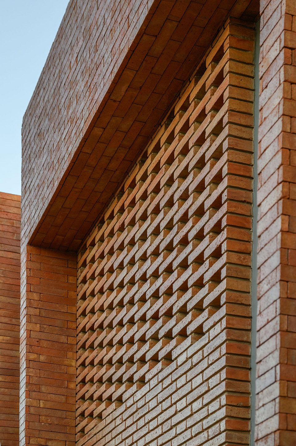 Valpo housing complexes by Montevideo studio - 谷德设计网