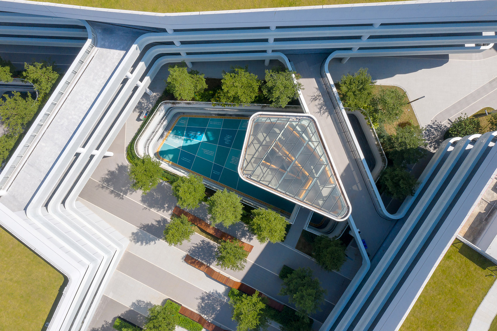 SUSTECH Affiliated Experimental School by Cube Design - 谷德设计网