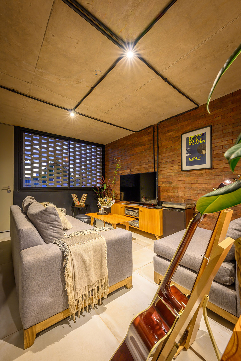 Valpo housing complexes by Montevideo studio - 谷德设计网