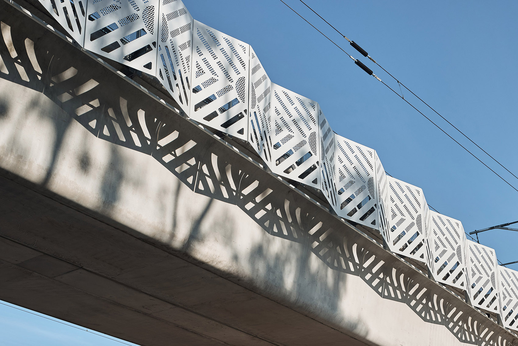 Preston Level Crossing Removal project by Wood Marsh - 谷德设计网