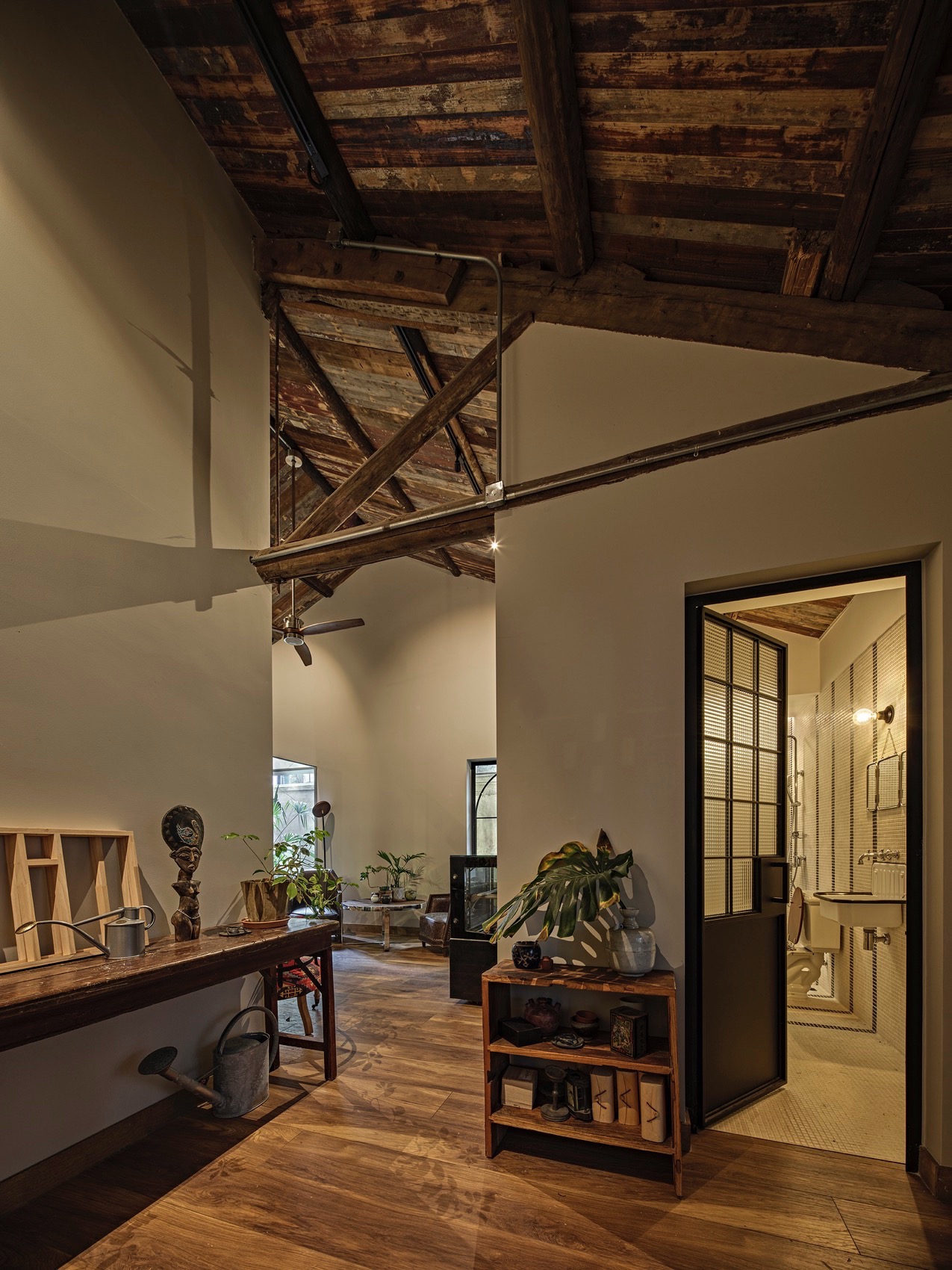 Old in the deep alley by Shanghai Shanxiang Architectural Design ...