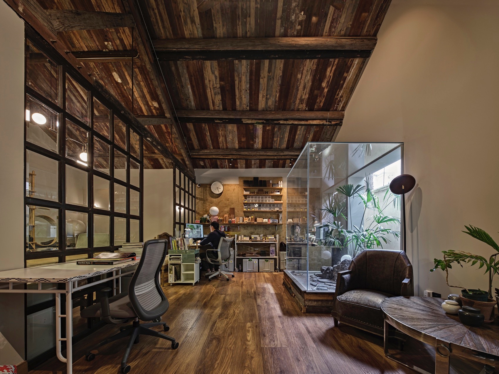 Old in the deep alley by Shanghai Shanxiang Architectural Design ...