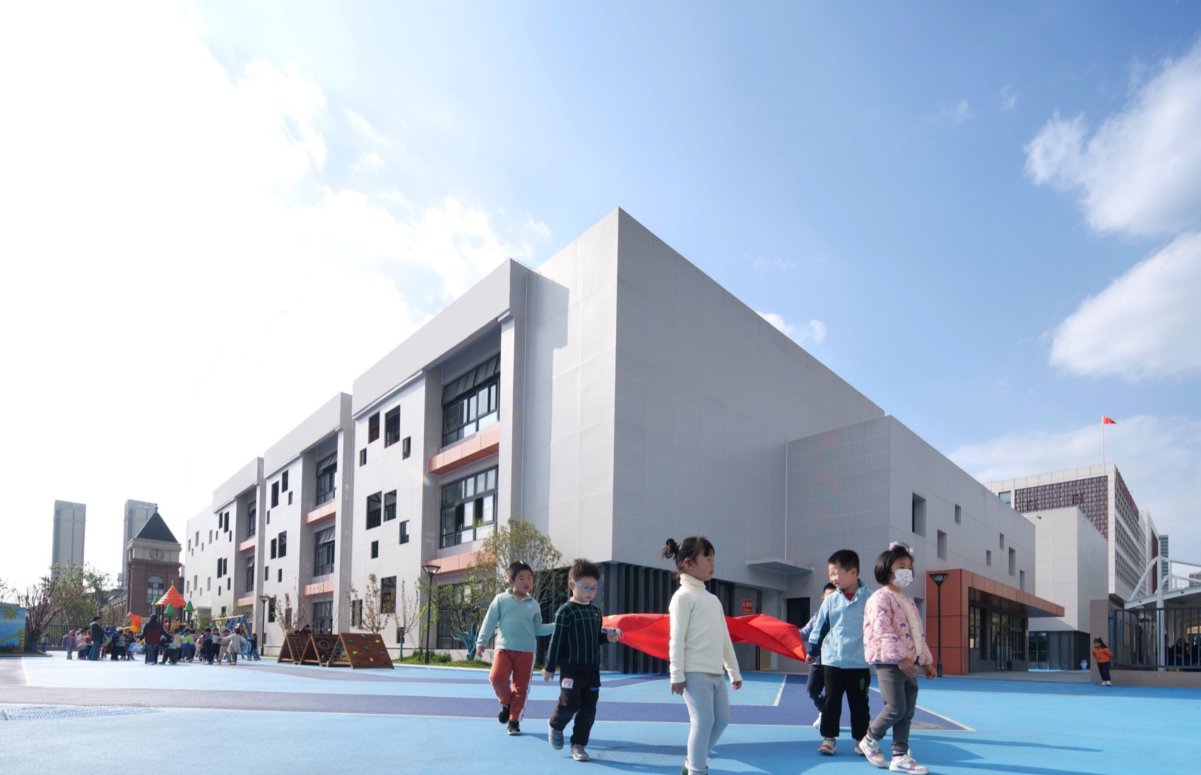 Design of Songlin Road Kindergarten, Furong Medical Center, and Supporting Projects by SZAD - 谷德设计网