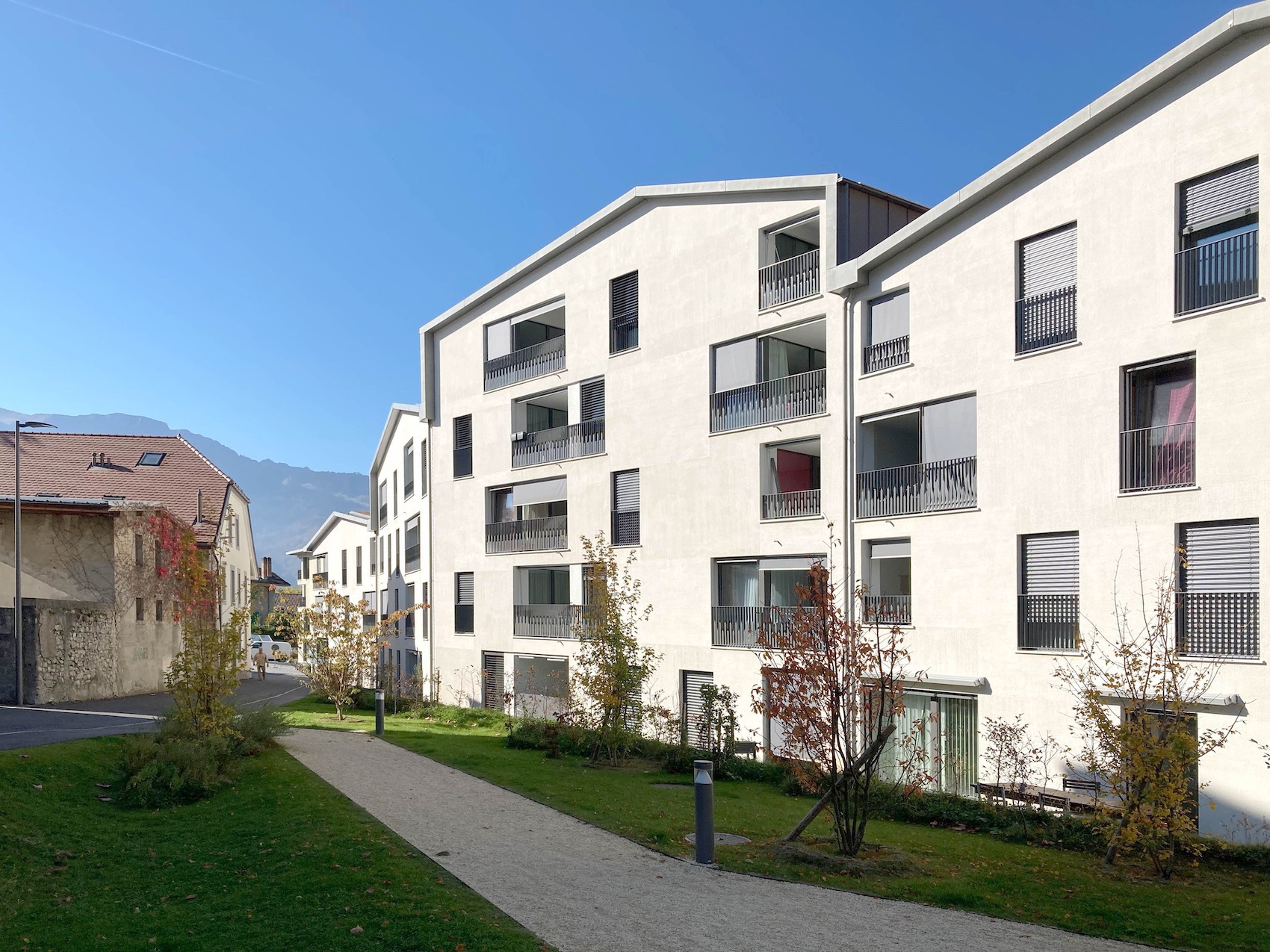 Clos du bourg, Aigle Urban Renovation by Lemanarc SA - 谷德设计网