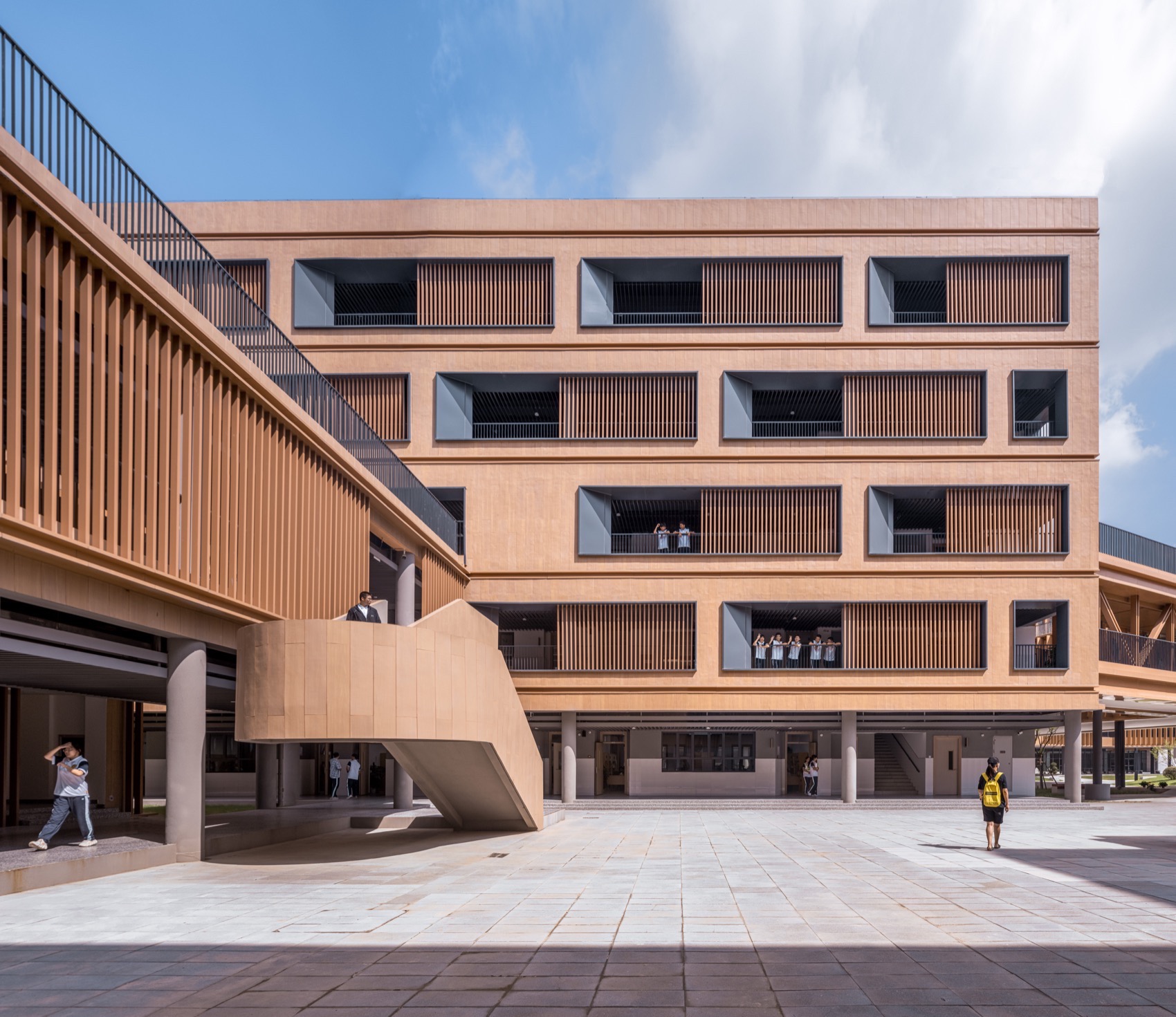 Jiangsu Meicun Senior High School Air Harbour Branch, China by SCAD - 谷德设计网