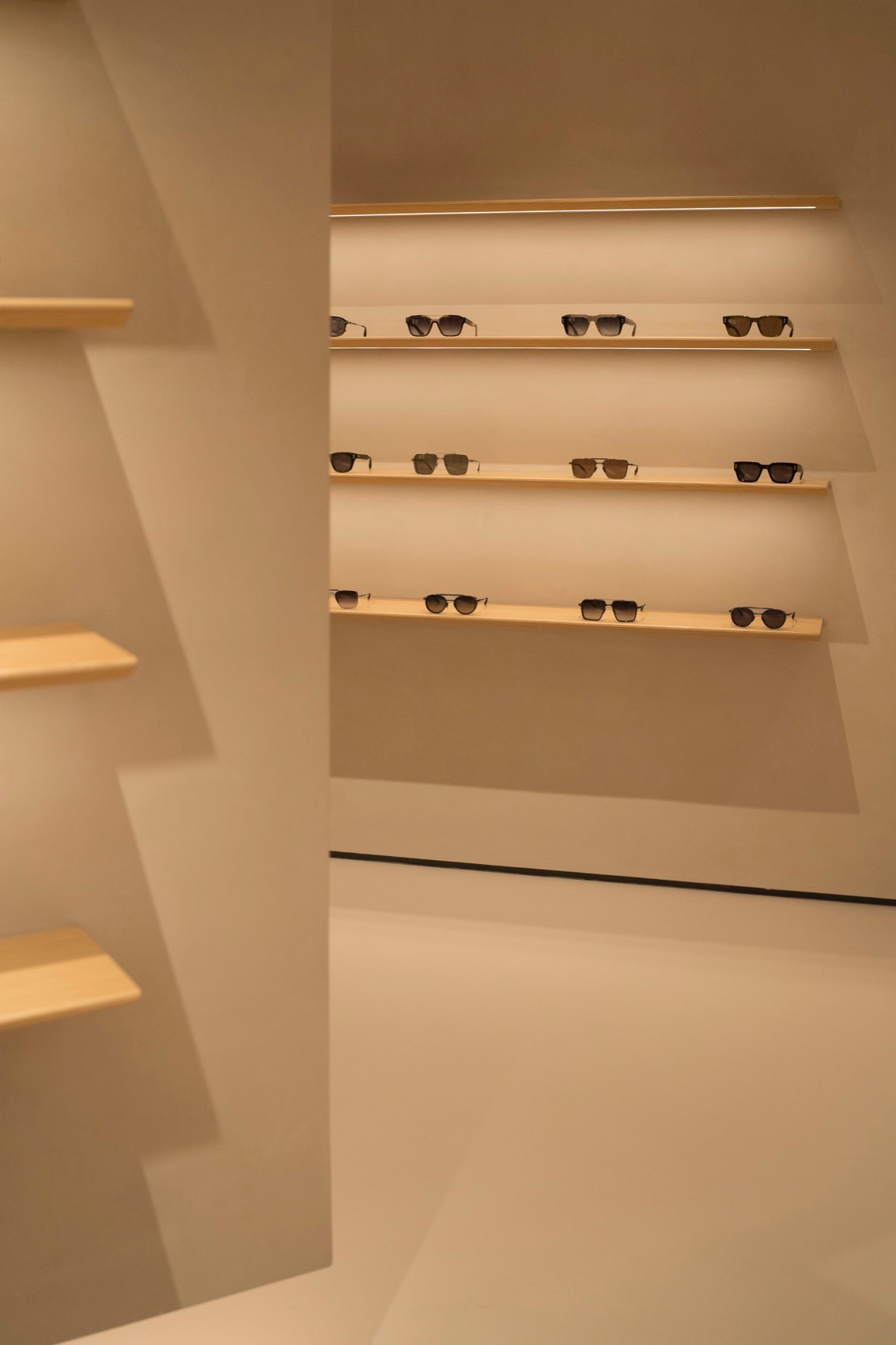 AB Premium Optics by W+W Architects - 谷德设计网