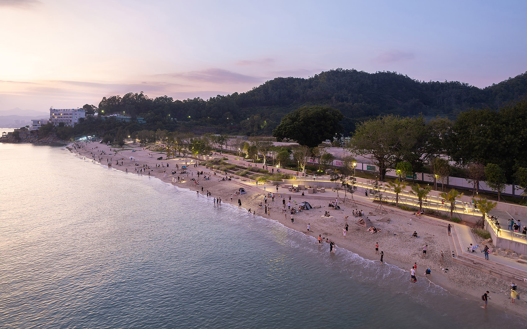 East Sea Dike Renovation Project (Phase III), Guanhu East Section by ...
