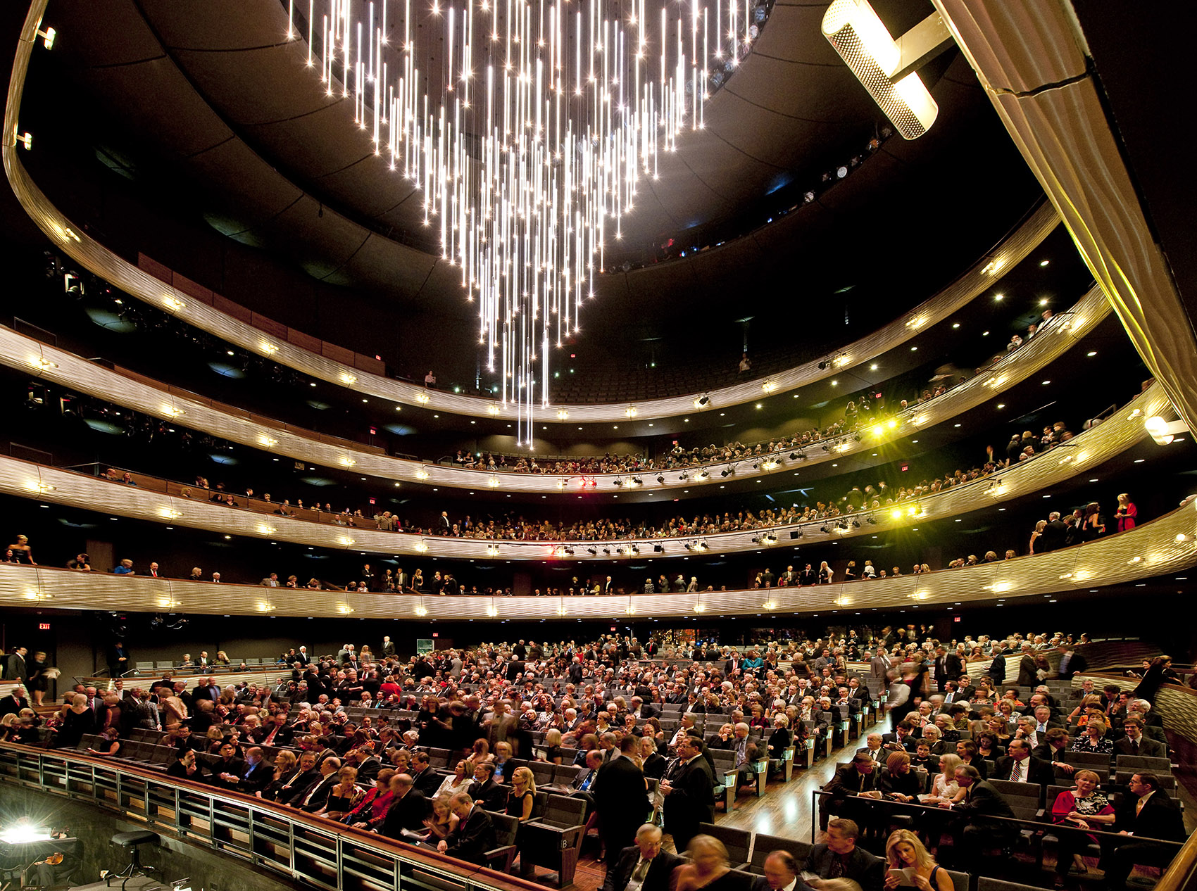 Winspear Opera House by Foster + Partners - 谷德设计网