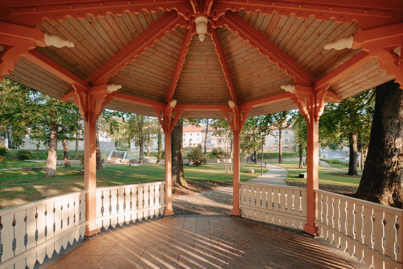Revitalisation of Stéphanie’s Park by M2AU - 谷德设计网