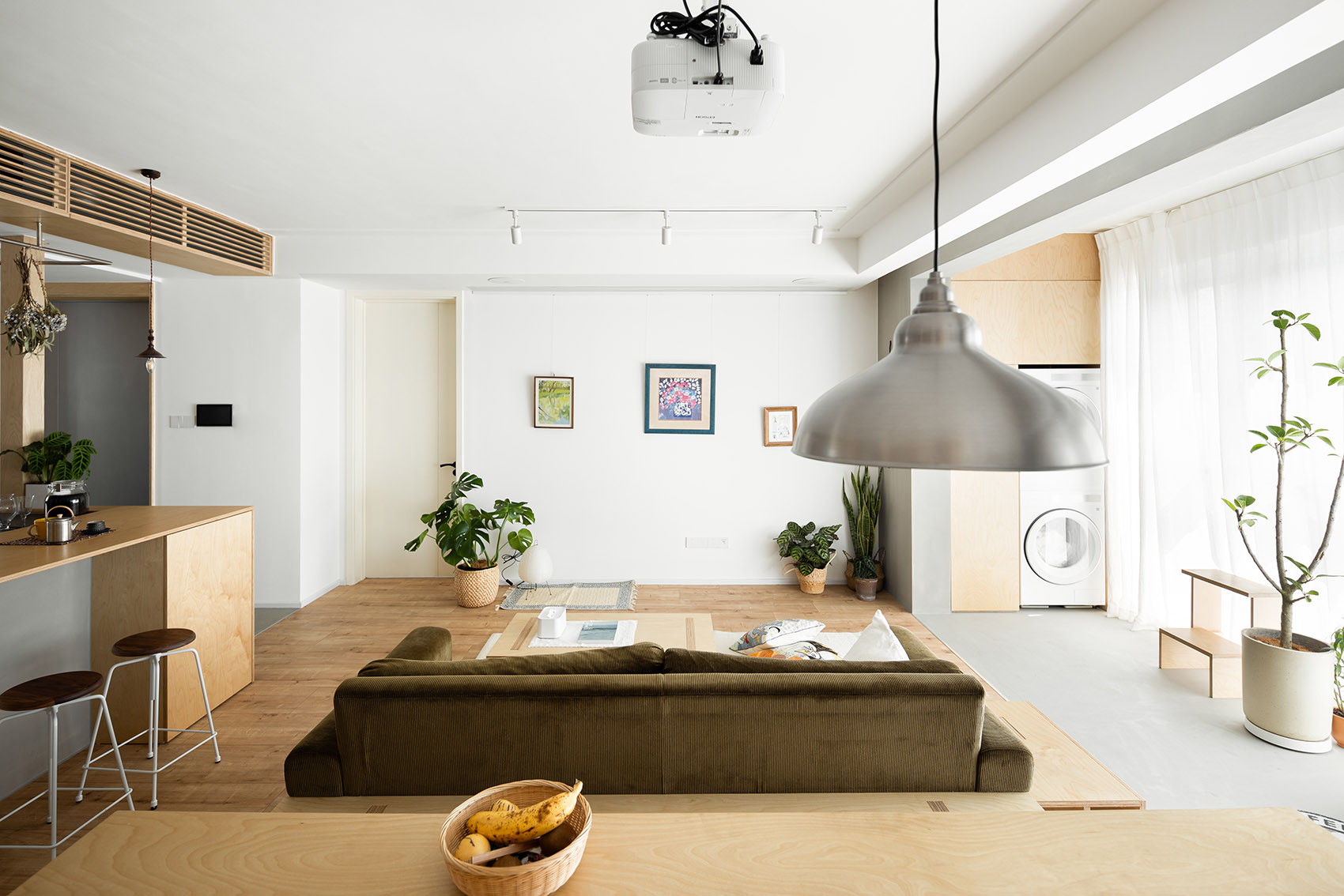 Partial Renovation Of TUTU’s New Home By WD Studio - 谷德设计网