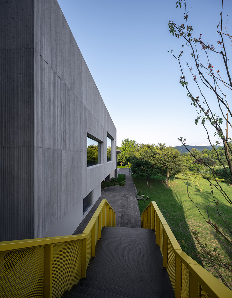 Zhejiang Green Rural Revival Program (Yucun) Pavilion by Du Chunyu team ...