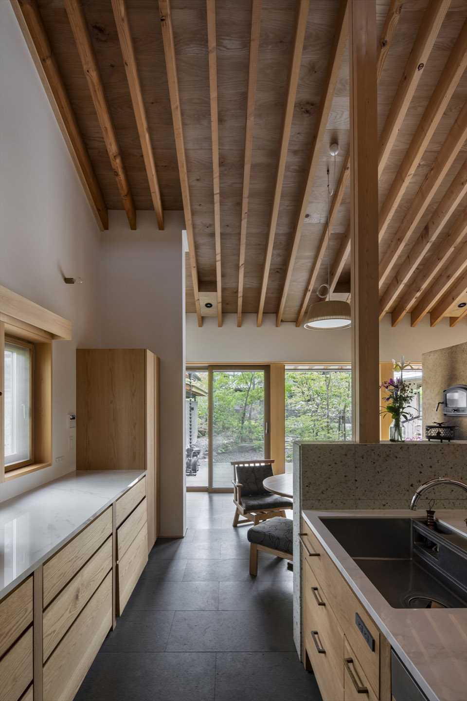 House with nature’s blessings by TSC Architects - 谷德设计网