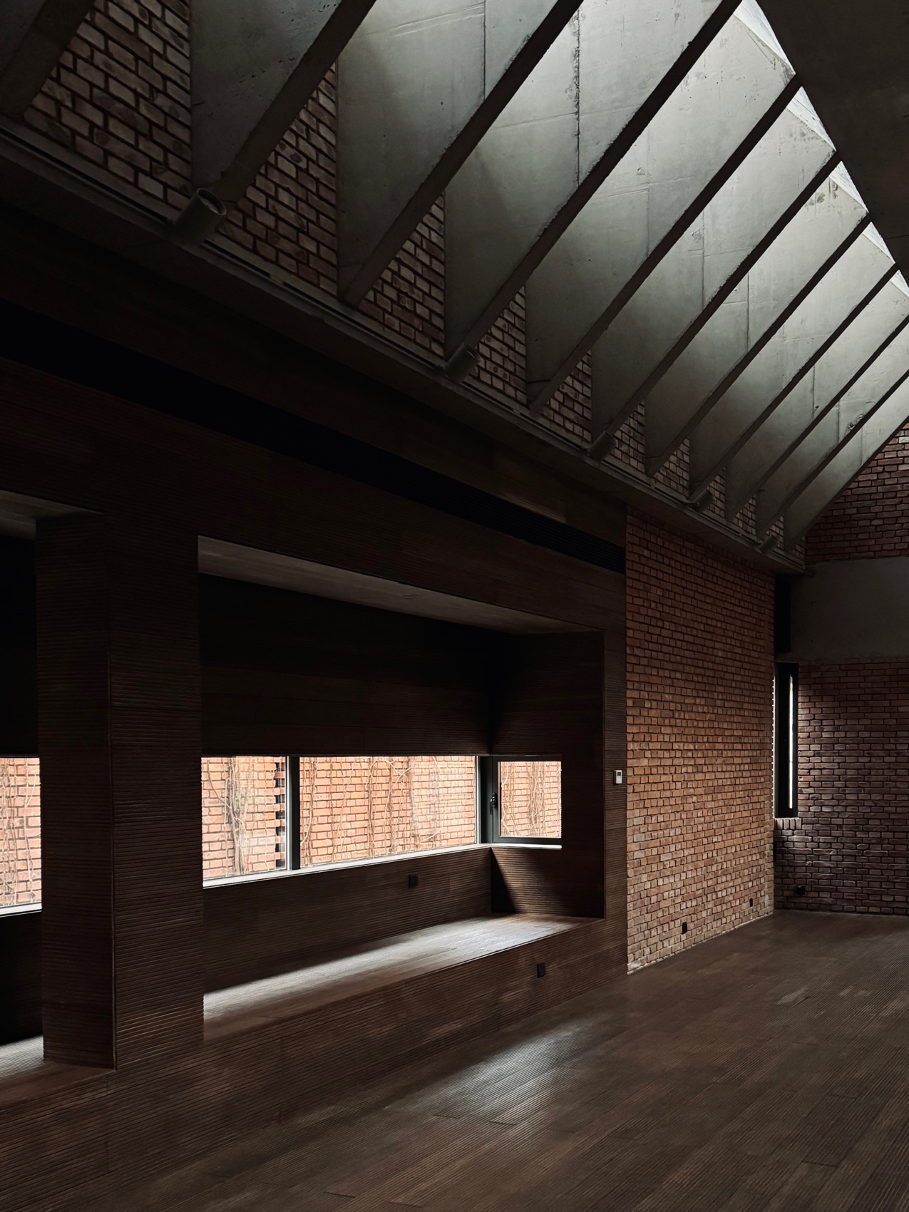 Red Brick Art Museum by Kun - 谷德设计网