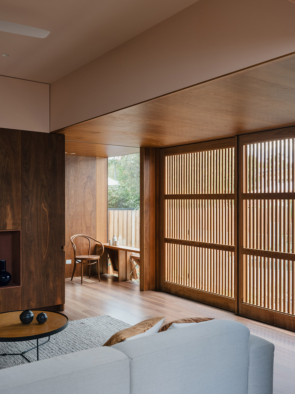 Aru House by Curious Practice - 谷德设计网