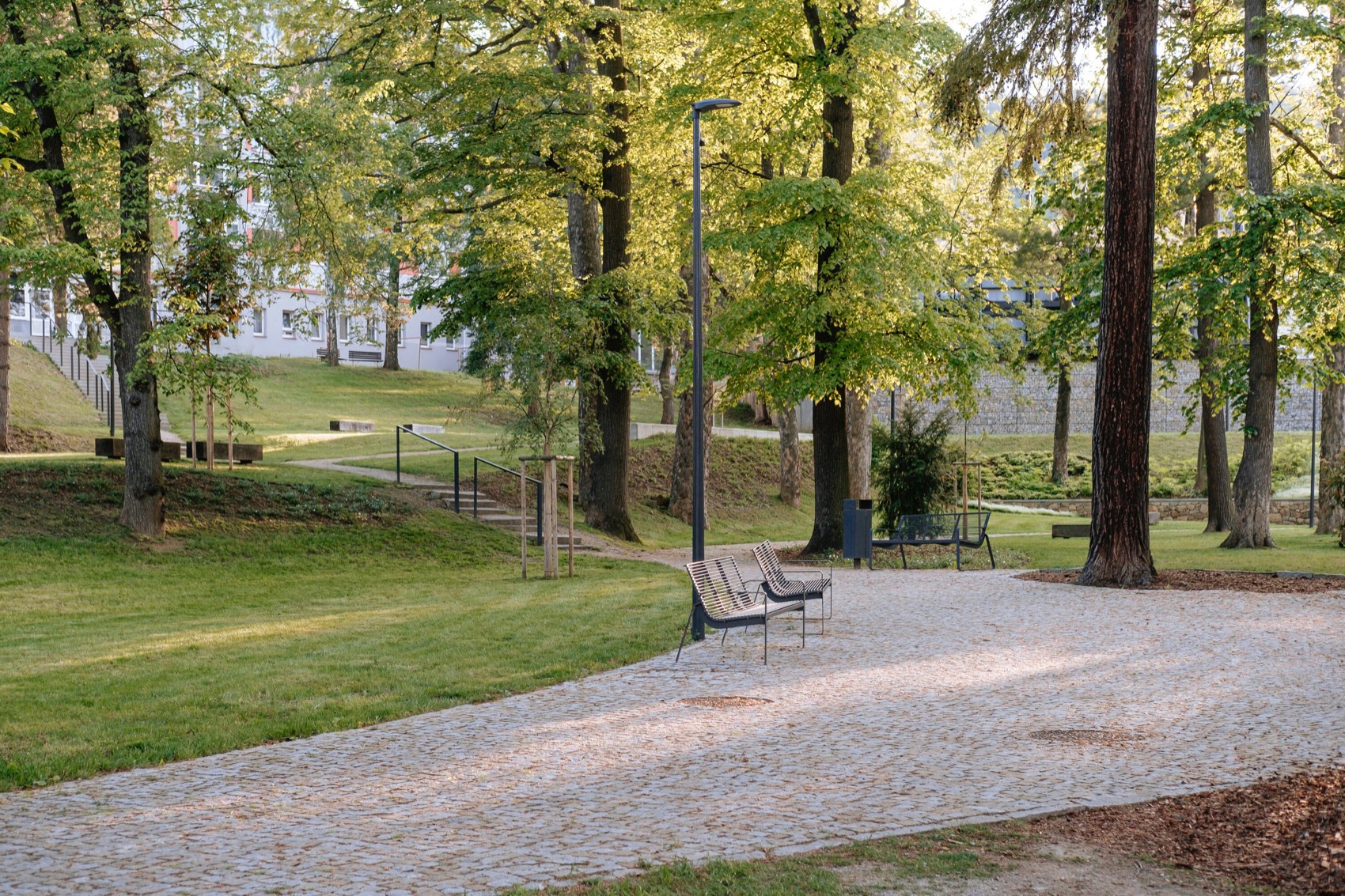 Revitalisation of Stéphanie’s Park by M2AU - 谷德设计网