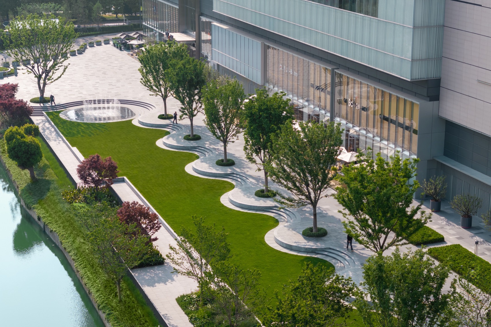 The MixC Wuxi Binhu Landscape Design by PLAND - 谷德设计网