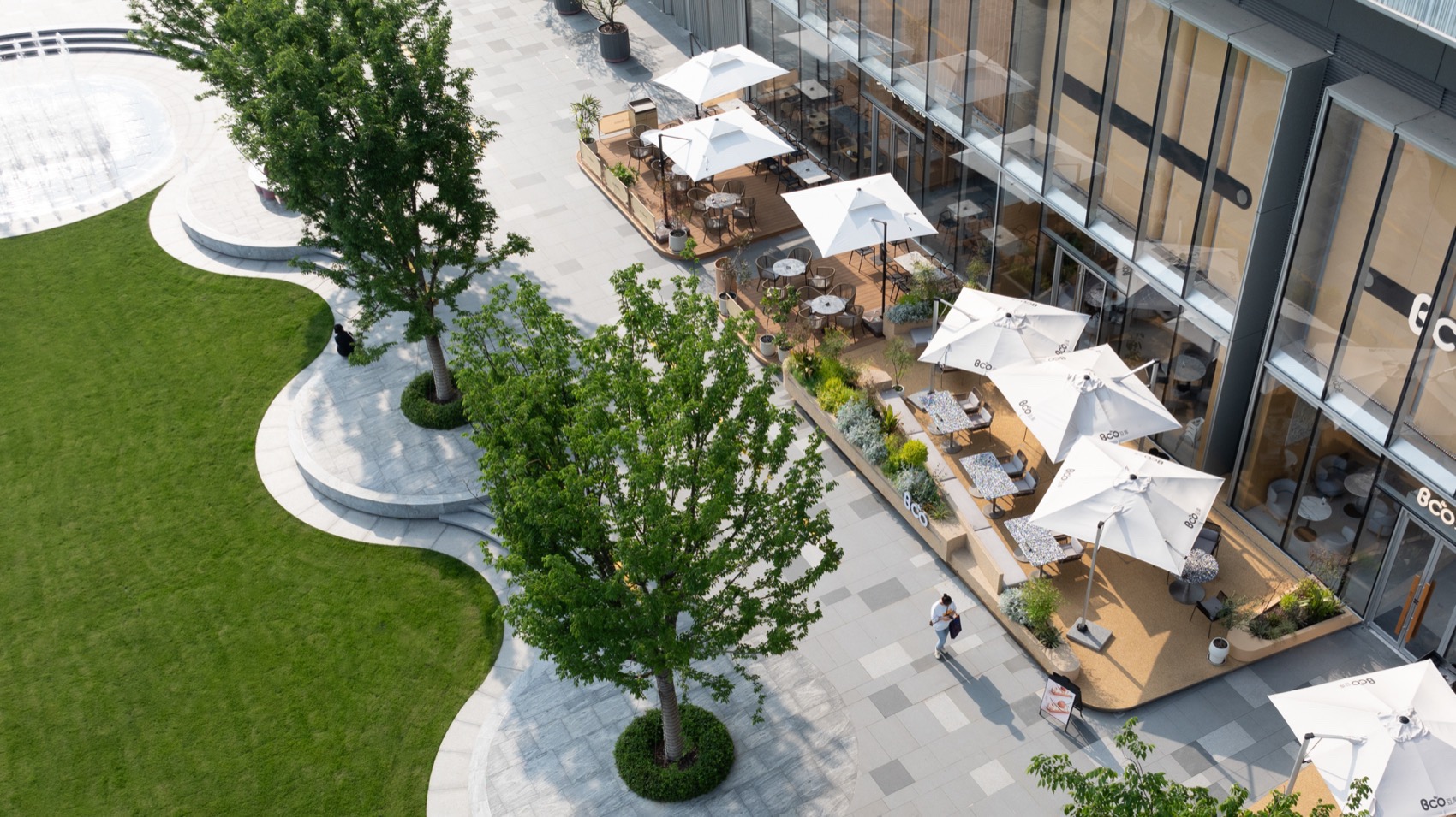 The MixC Wuxi Binhu Landscape Design by PLAND - 谷德设计网