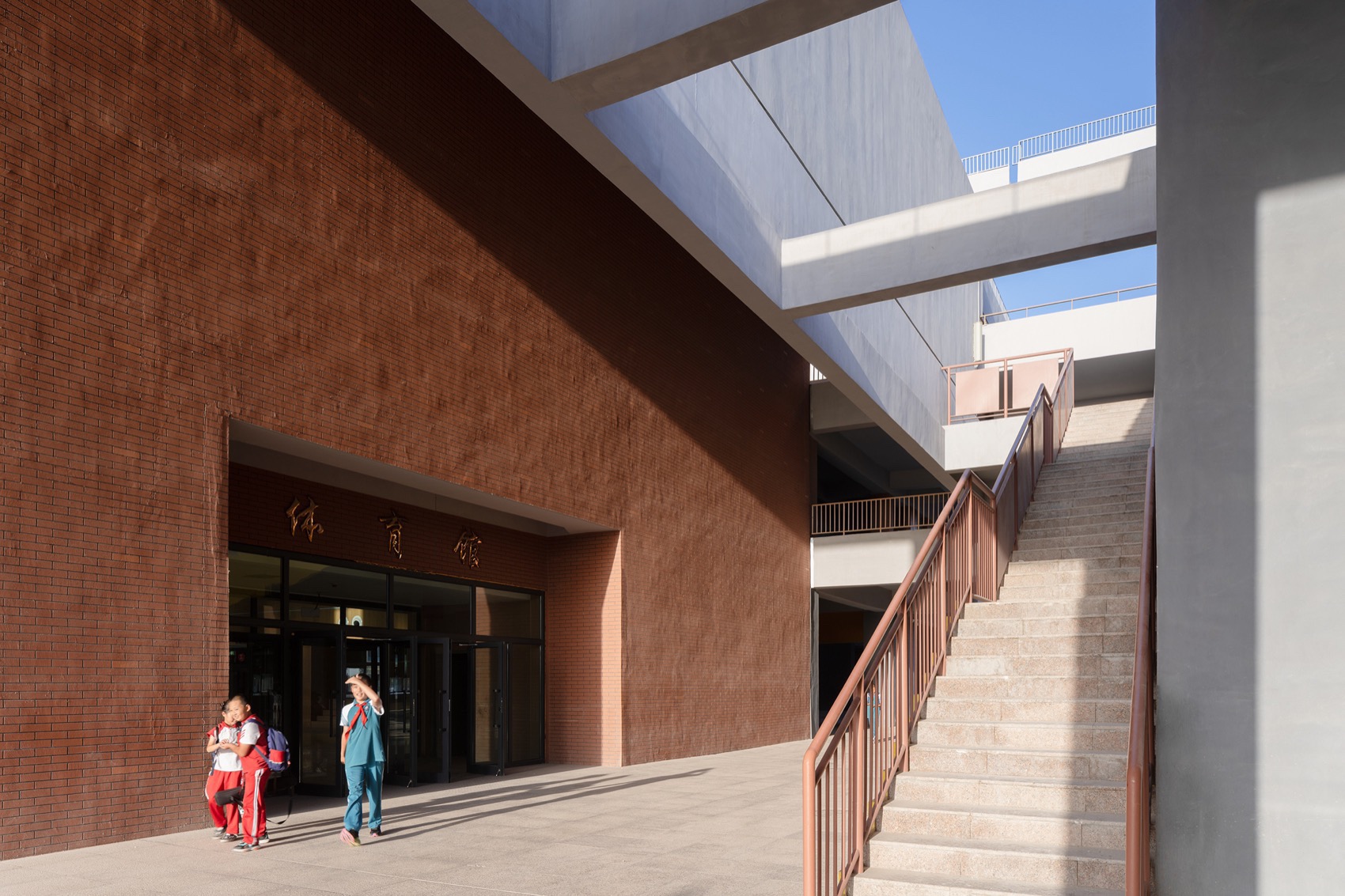 Huashan Middle School, Boguqi Campus by Rong Zhaohui Studio, ZRADI - 谷德设计网